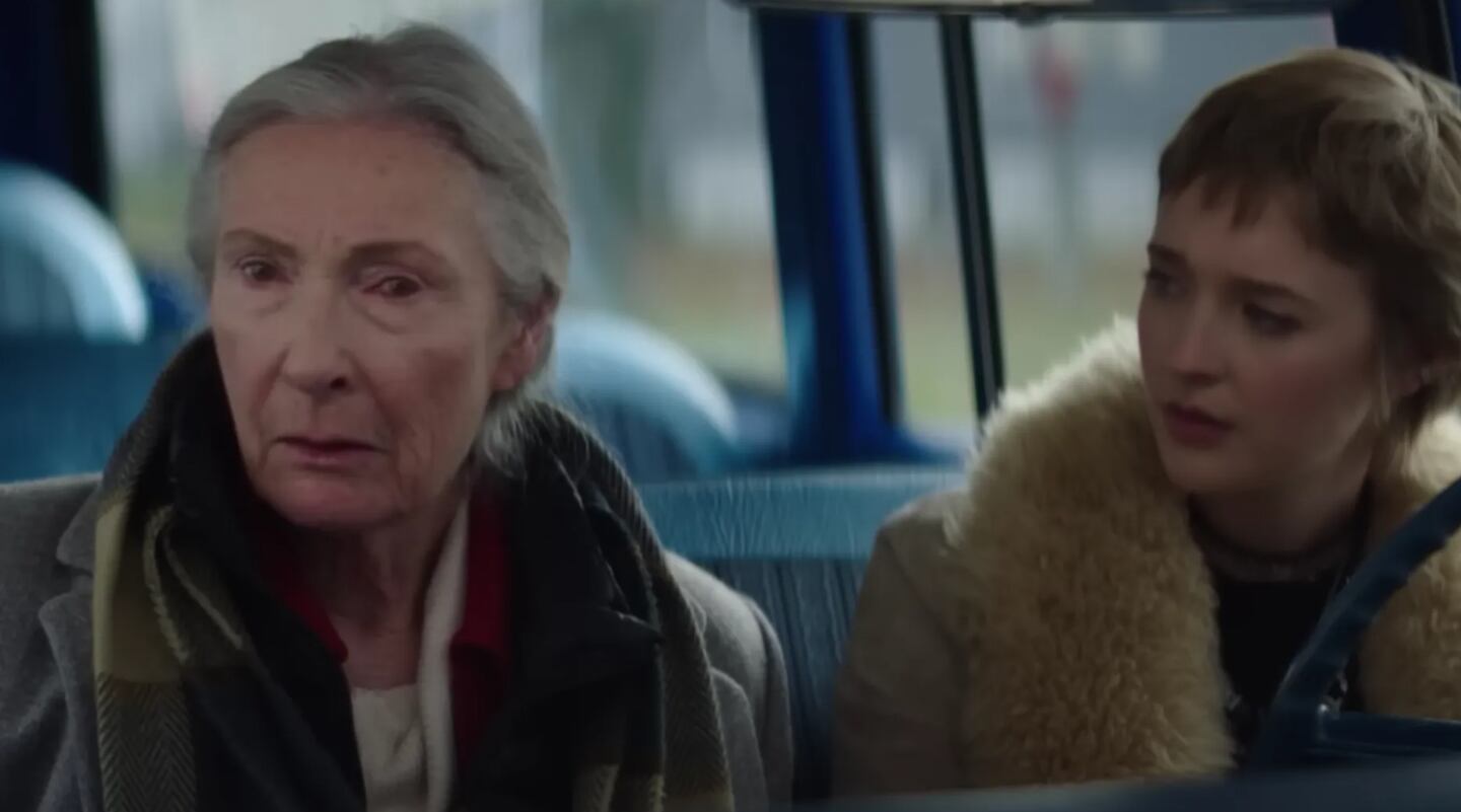 The Infamous Folgers Incest Christmas Commercial Is Back