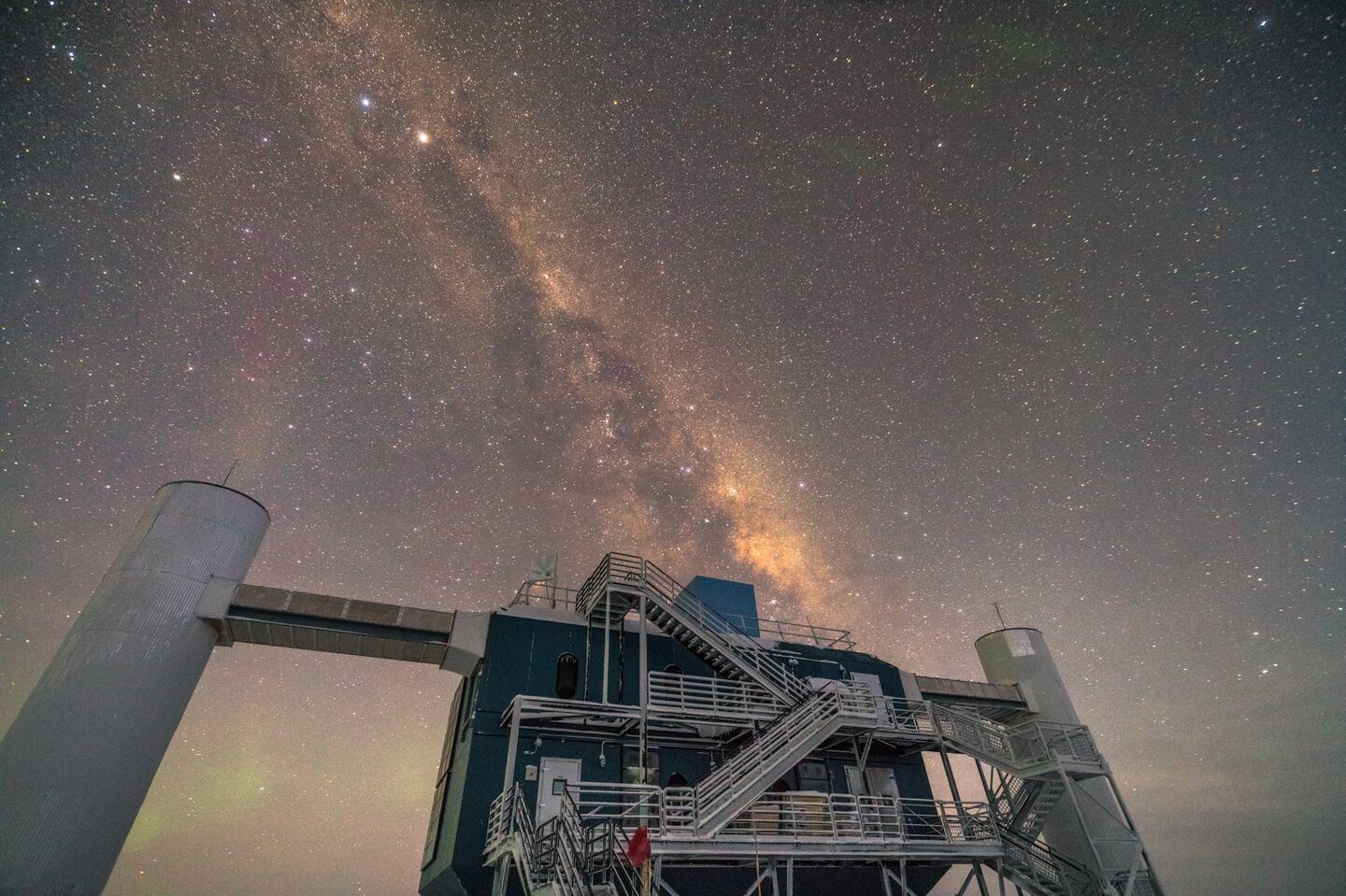 Astronomers Detect High-Energy Neutrinos in Milk Way for First Time Ever