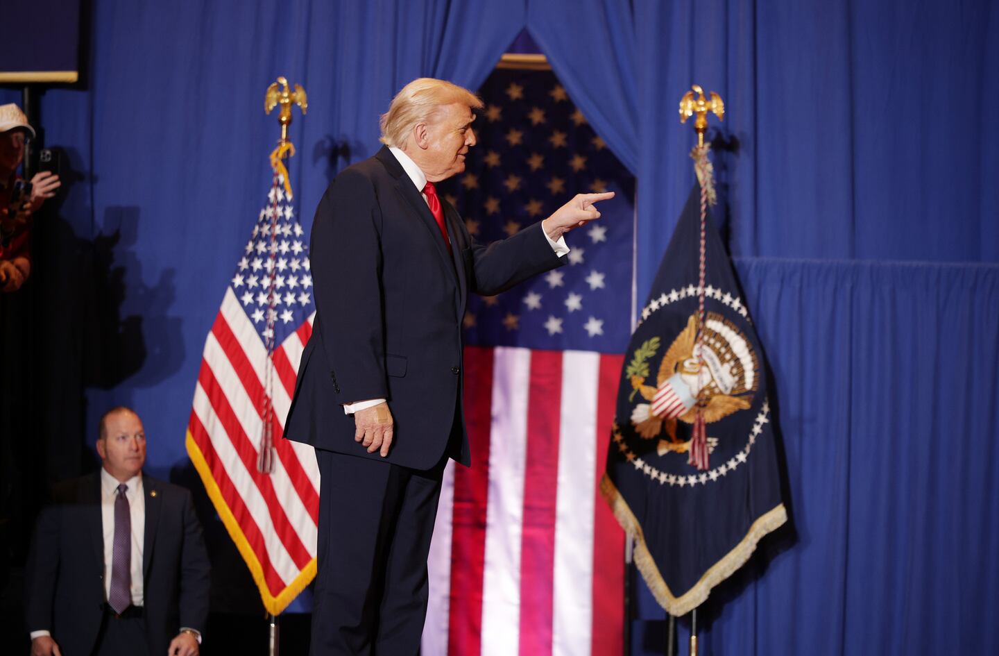 Trump’s Now Been Covering His Hand With a Bandage for a Full Week