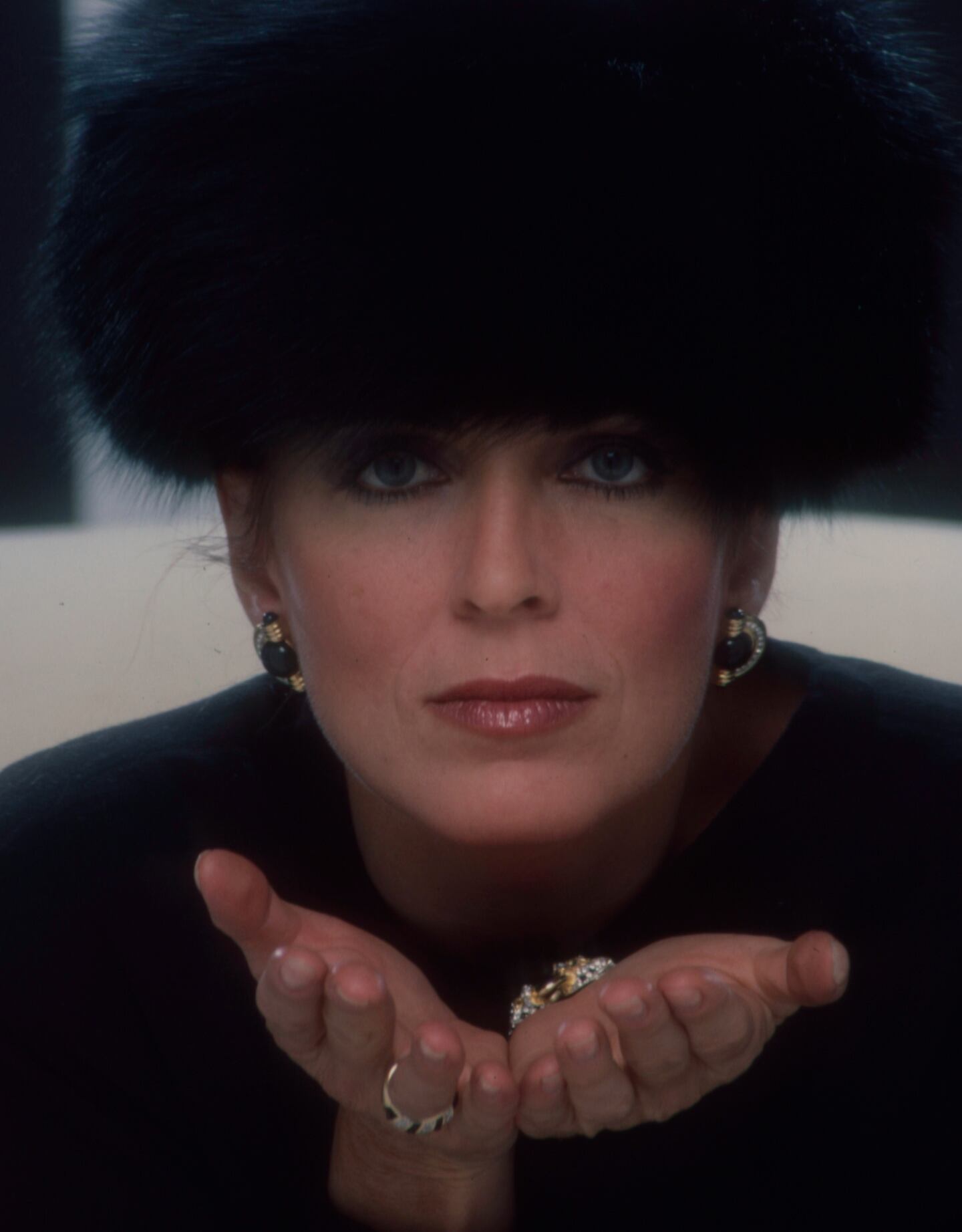 Suzanne Somers’ Widow Alan Hamel Blessed His Relationship With Co-Star Joanna Cassidy Before She ...