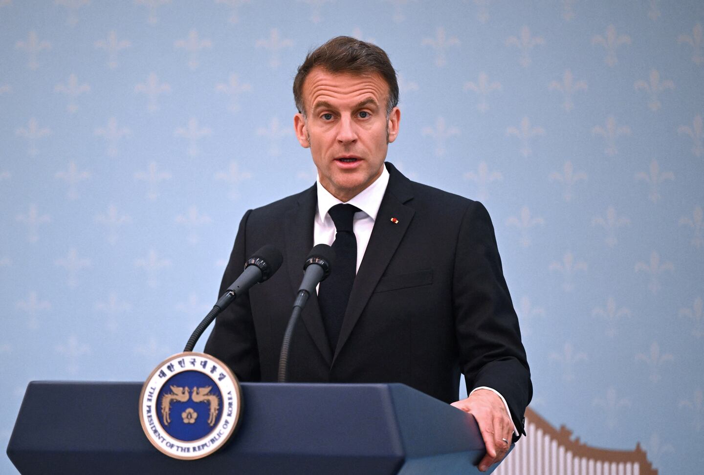 Trump Ally Emmanuel Macron Calls for New World Order After Trump Mocks ...