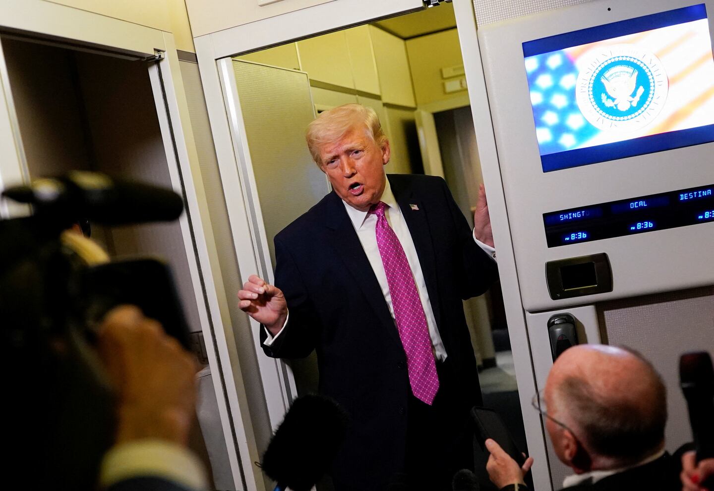 Trump Caves Over Threat to Russia in Humiliating U-Turn