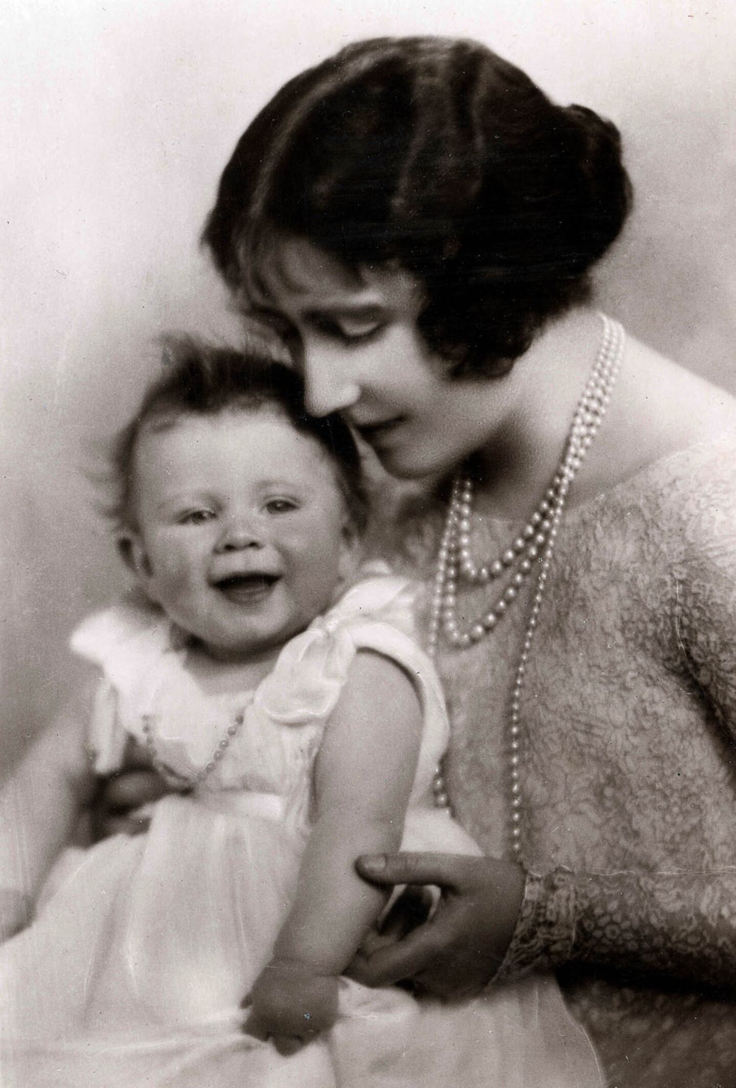 Britain’s Royal Family Baby Album (Photos)