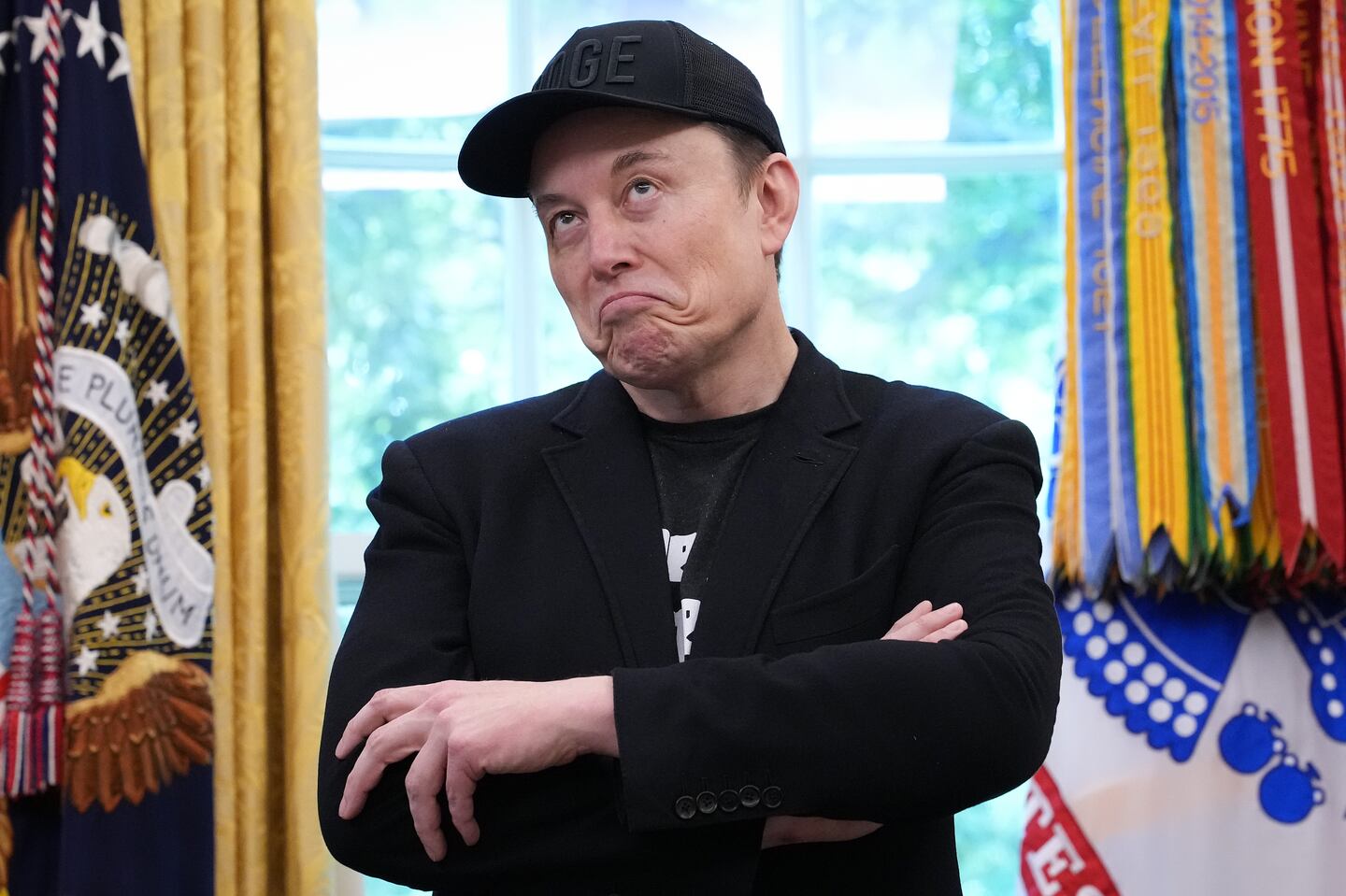Elon Musk’s Dad Errol Musk Begs Him to End His ‘Alpha’ Fight With ...