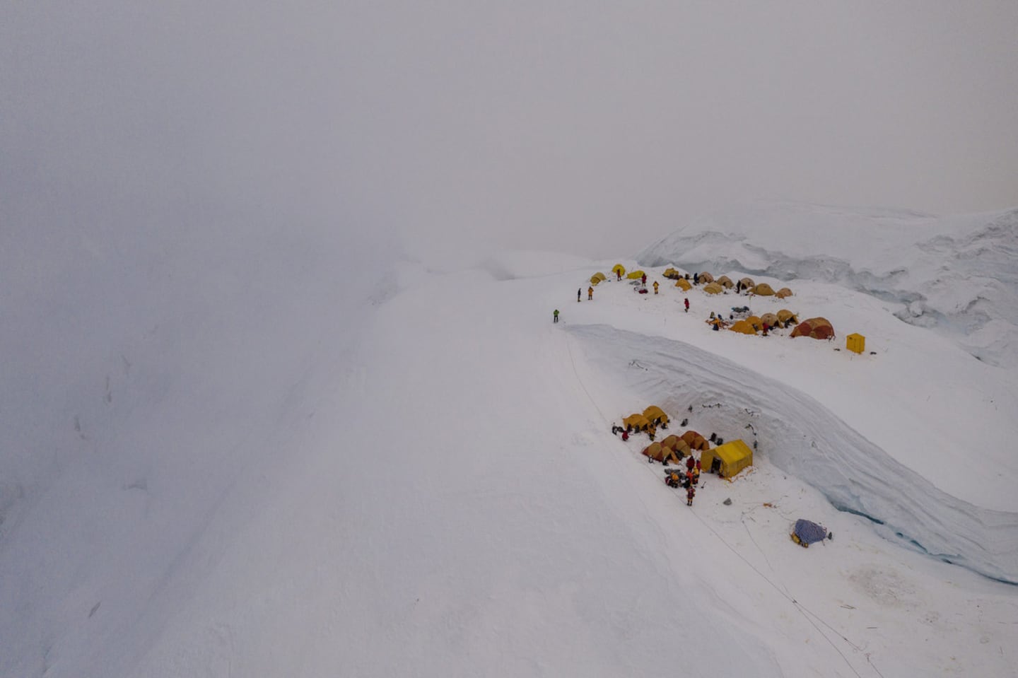 The Search For the Real First Climbers to Summit Mount Everest 30 Years ...