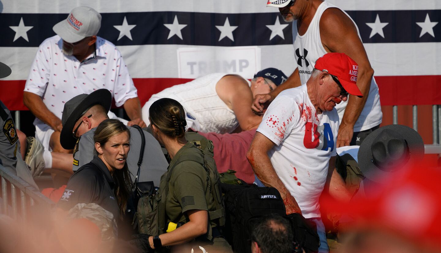 The Assassination Attempt on Donald Trump in Eleven Pictures