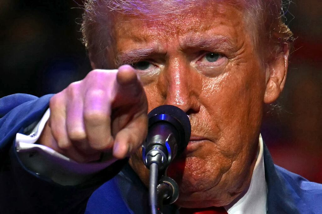The Brave Republicans Who Could Save America From Trump