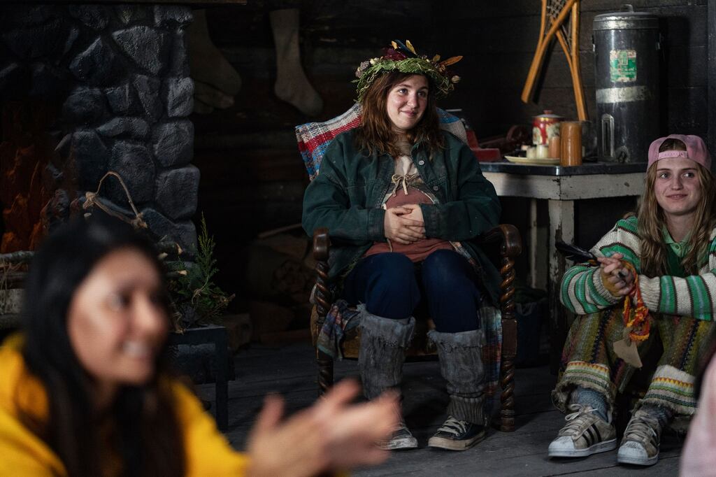 ‘Yellowjackets’ Season 2: That Letterman Jacket and All the Sickening ...