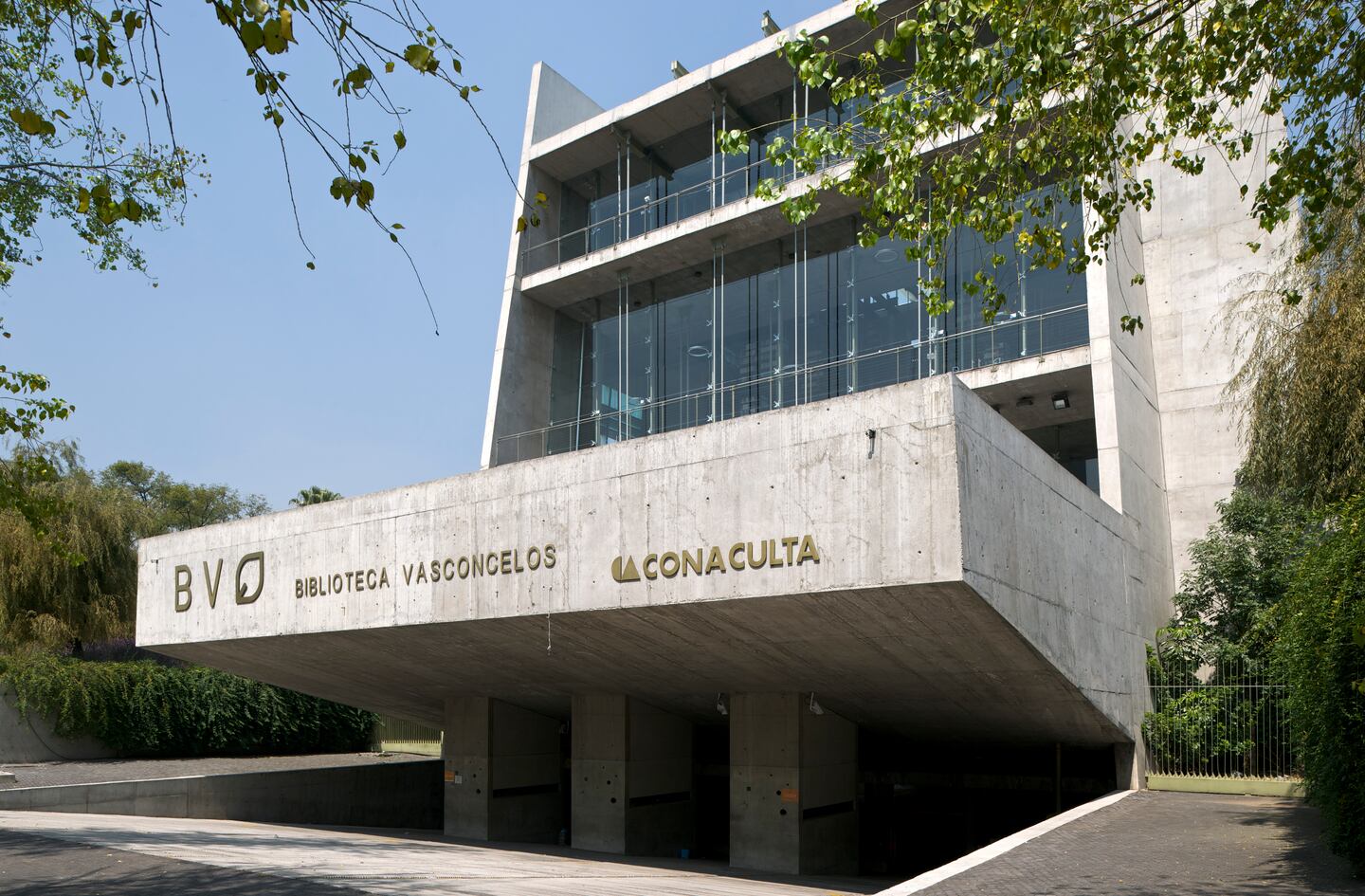 Biblioteca Vasconcelos Is One of the World’s Most Beautiful Libraries