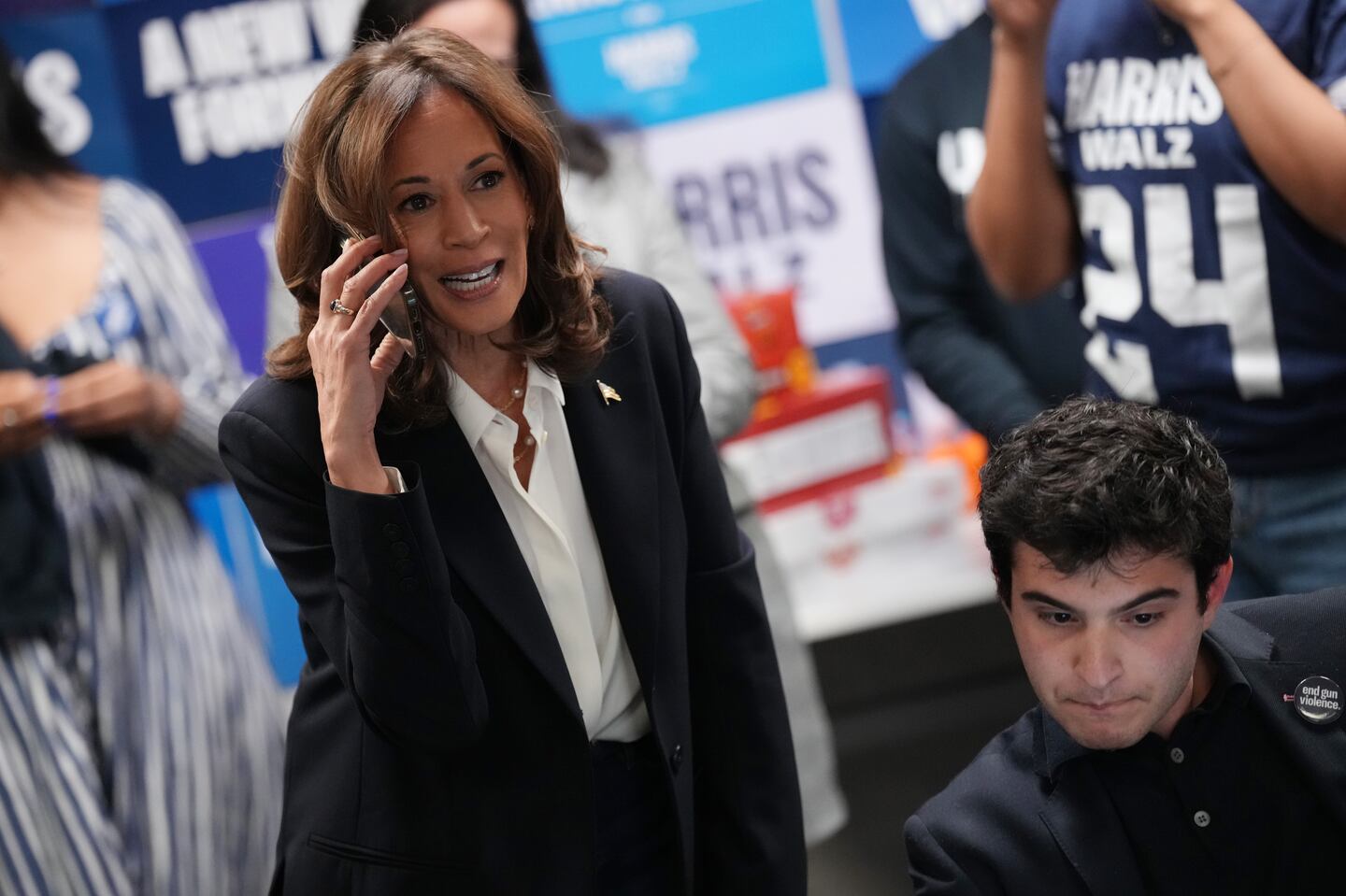 What Donald Trump Told Kamala Harris During Her Concession Call After ...