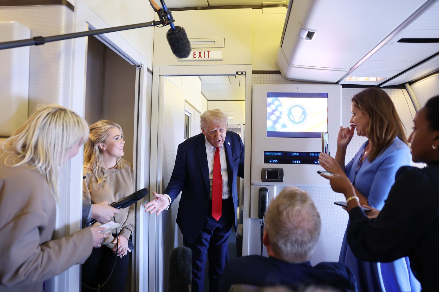 Trump, 79, Rambles About ‘Windmills’ and Fried Birds in Bonkers Rant