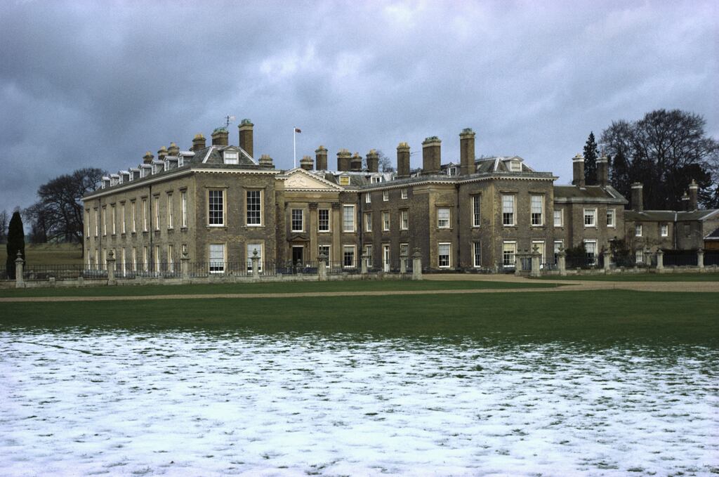 Princess Diana’s Childhood Estate Set Ablaze in Possible Arson Near Her ...