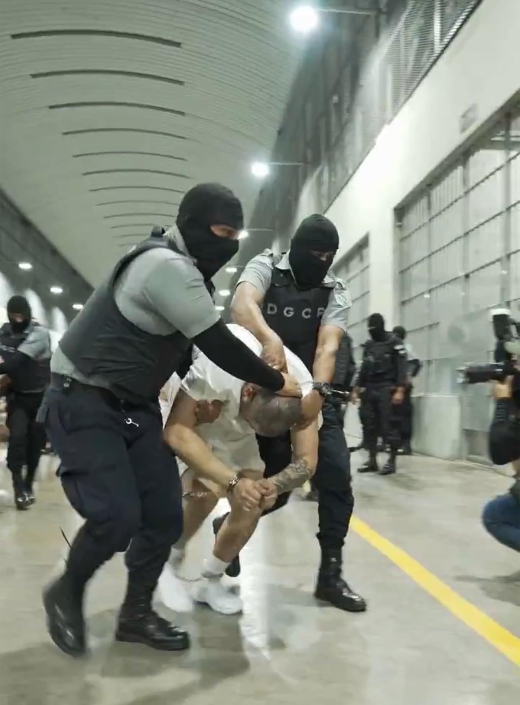 Watch Karoline Leavitt Squirm at Questions on Wrongly Deported Dad Kilmar Abrego Garcia