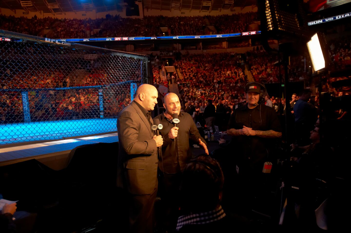 Joe Rogan MMA And Podcast Star Will Host Donald Trump Friday