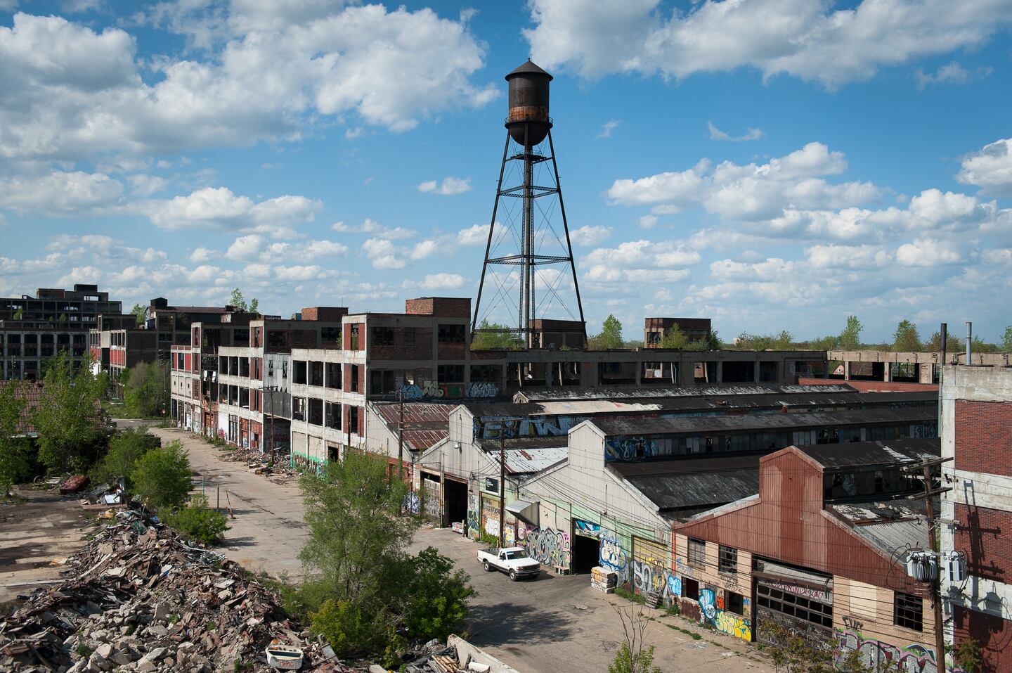 Photos of Detroit in Decline (Photos)