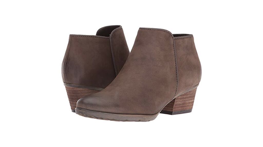 Ankle Boots to Wear With Dresses This Fall