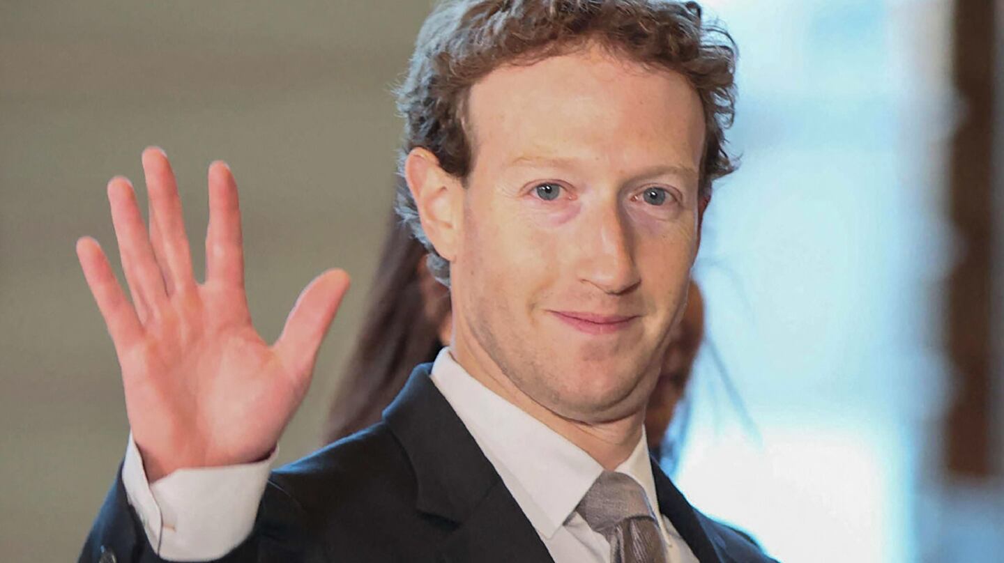 Zuckerberg Shredded Over Awkward Hot Mic With Trump