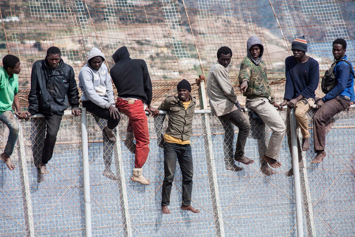 Immigrants Rush the Spanish Border (PHOTOS)
