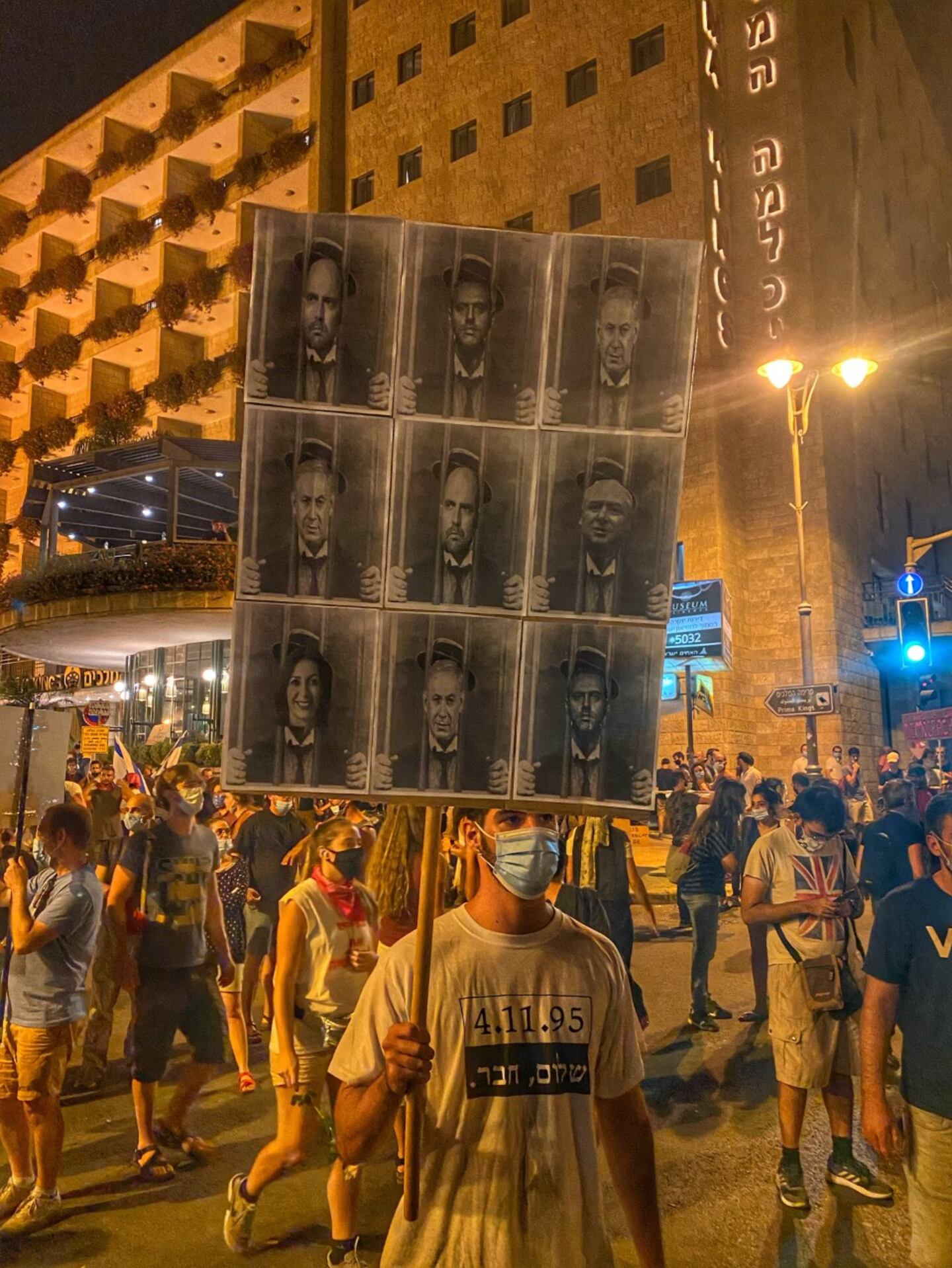 The Israeli Mafia Behind the Violence at Anti-Bibi Protests
