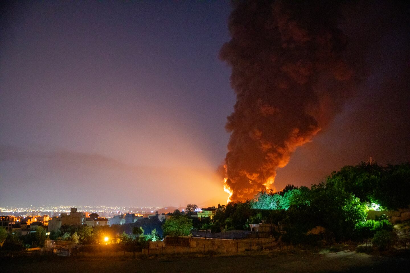 American YouTuber Ian Andersen Stuck in Iran Because of Israel Bombing