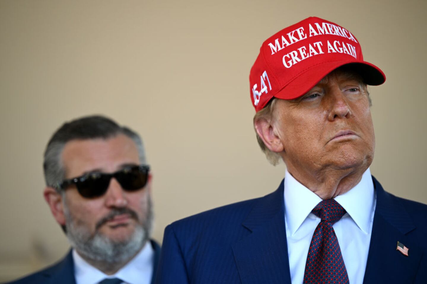 White House Insiders Lash Out at ‘Traitor’ in the Republican Ranks