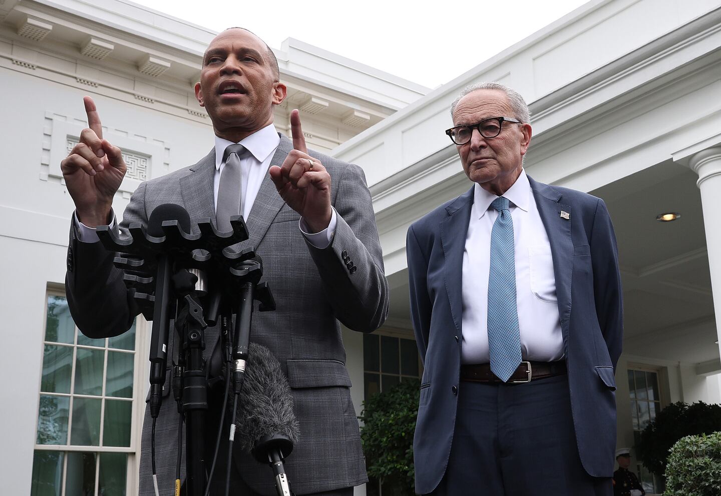 Bezos’ Paper Blasts Dems for Marching Into Trump’s Shutdown Trap