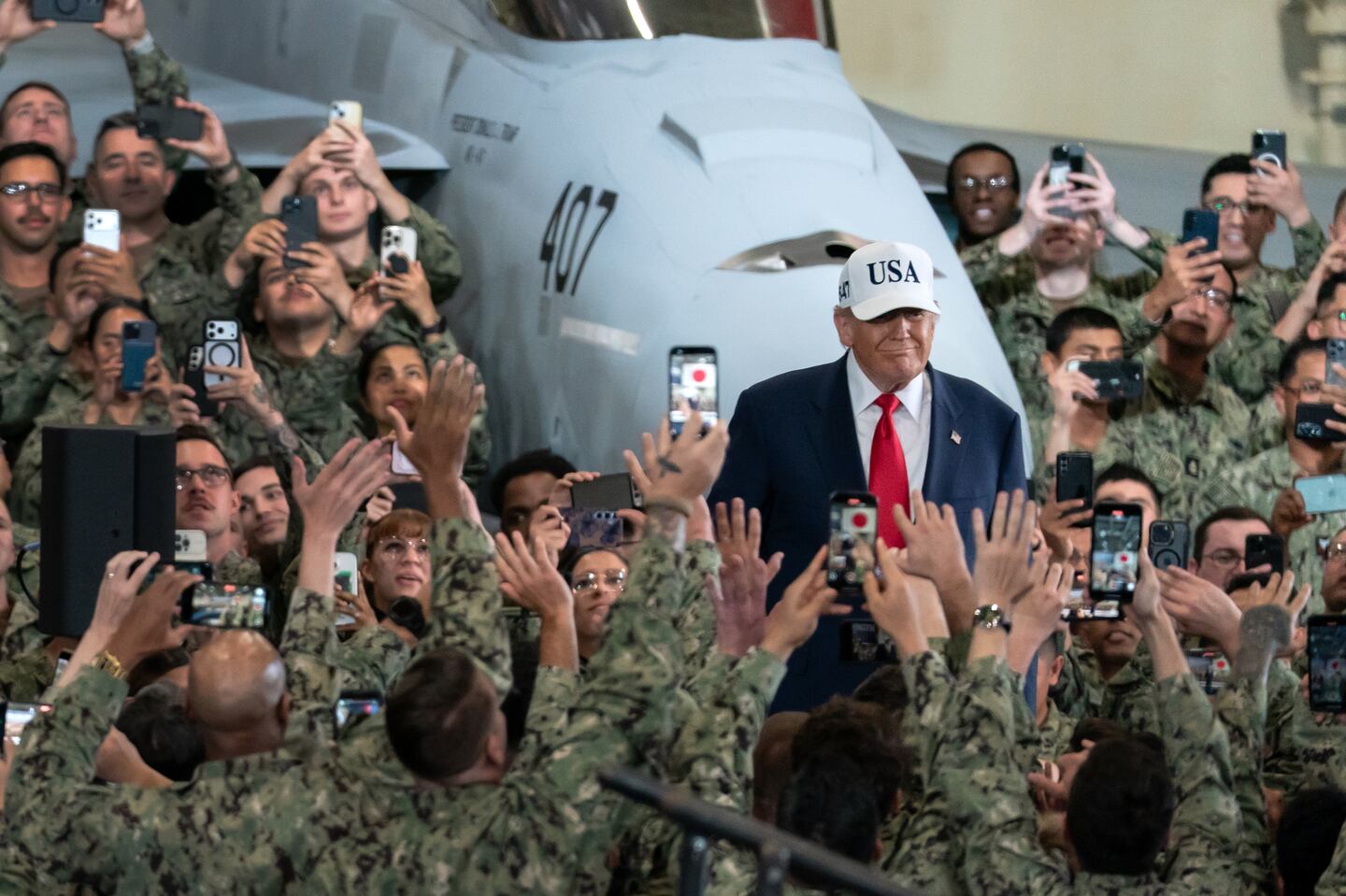 Image-Obsessed Trump Makes Genuinely Shocking Claim About Good-Looking ...