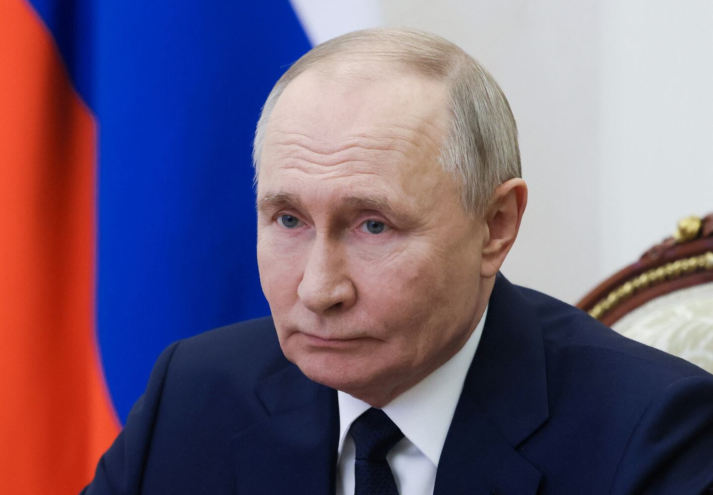 Flip-Flopper Donald Trump Threatens Sanctions on Vladimir Putin