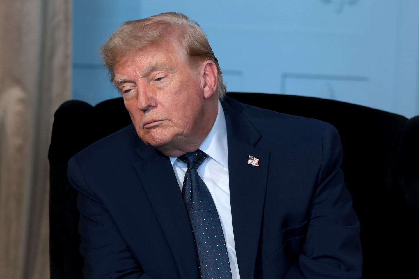 Grimacing Vance Snubbed By Diplomats at Iran Peace Summit
