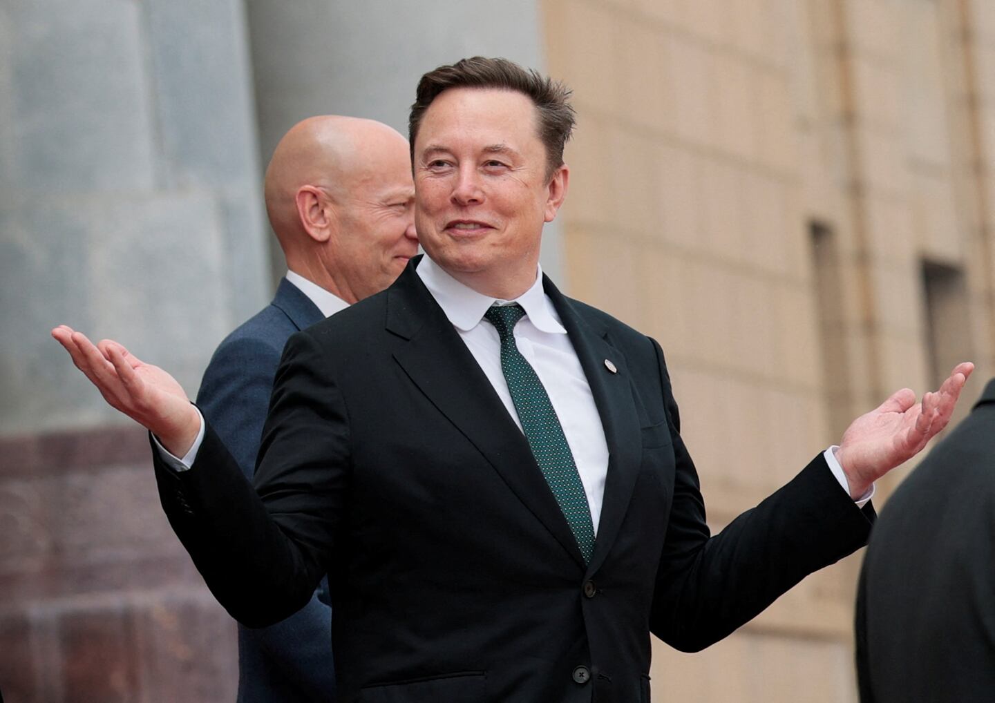 Swaggering MAGA Treasury Goon Scott Bessent Humiliated by Chinese Security