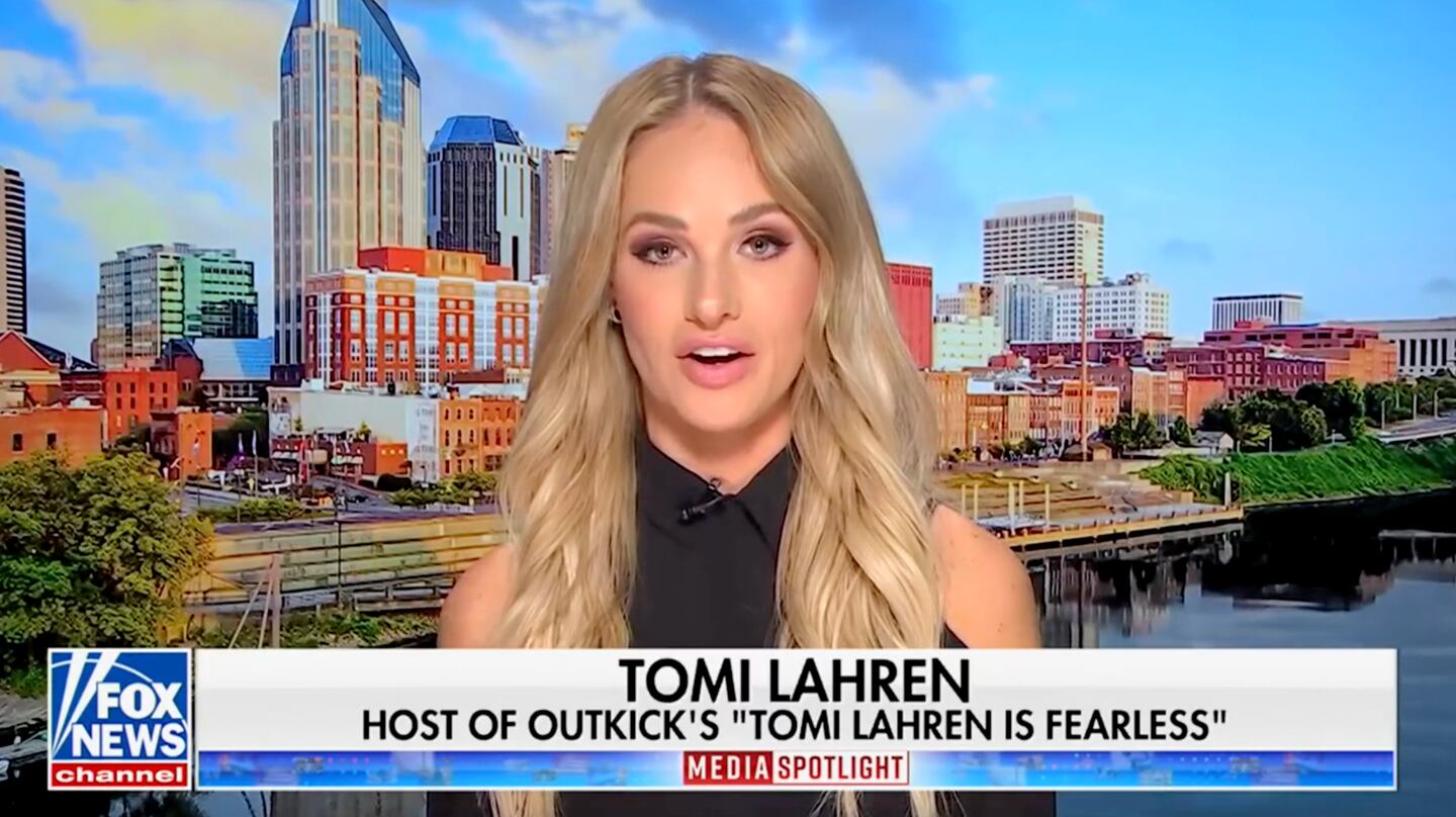 Fox Host Reveals Stunning Ignorance on U.S. Citizenship