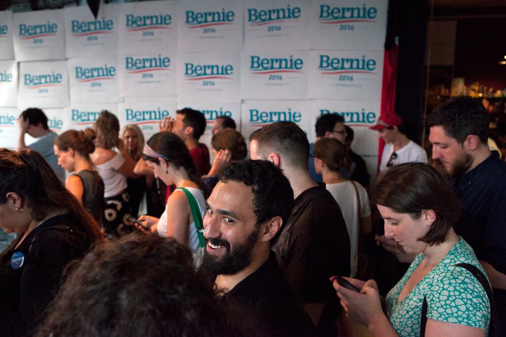 Bernie-acs Swarm Bushwick: Deep in Sanders’ Hipster Heartland