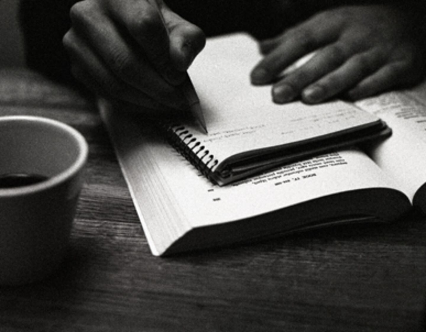 The Future of Book Reviews: Critics vs. Amazon Reviewers