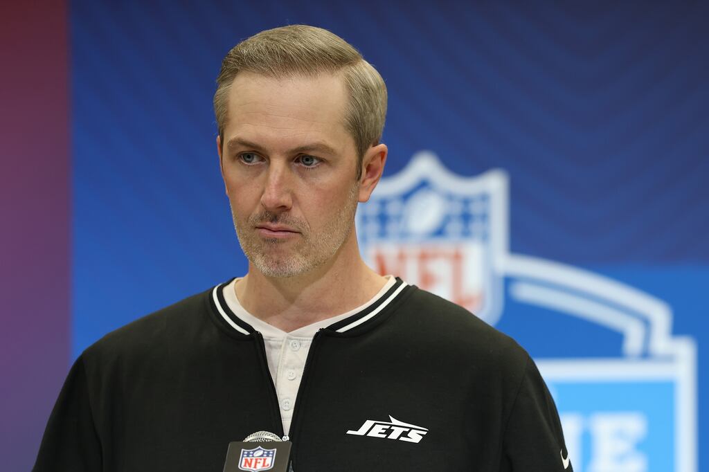 Jets General Manager Sets the Record Straight on Aaron Rodgers Breakup