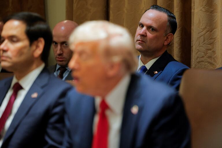 Trump Gives His Old Caddie Dan Scavino White House’s Top Job