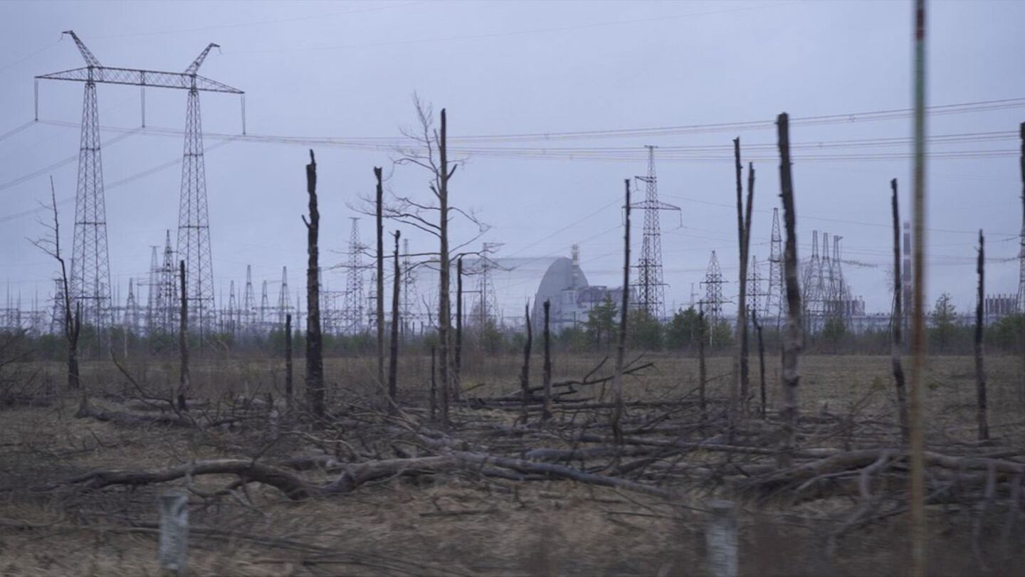 How Chernobyl Workers Defeated the Russian Army