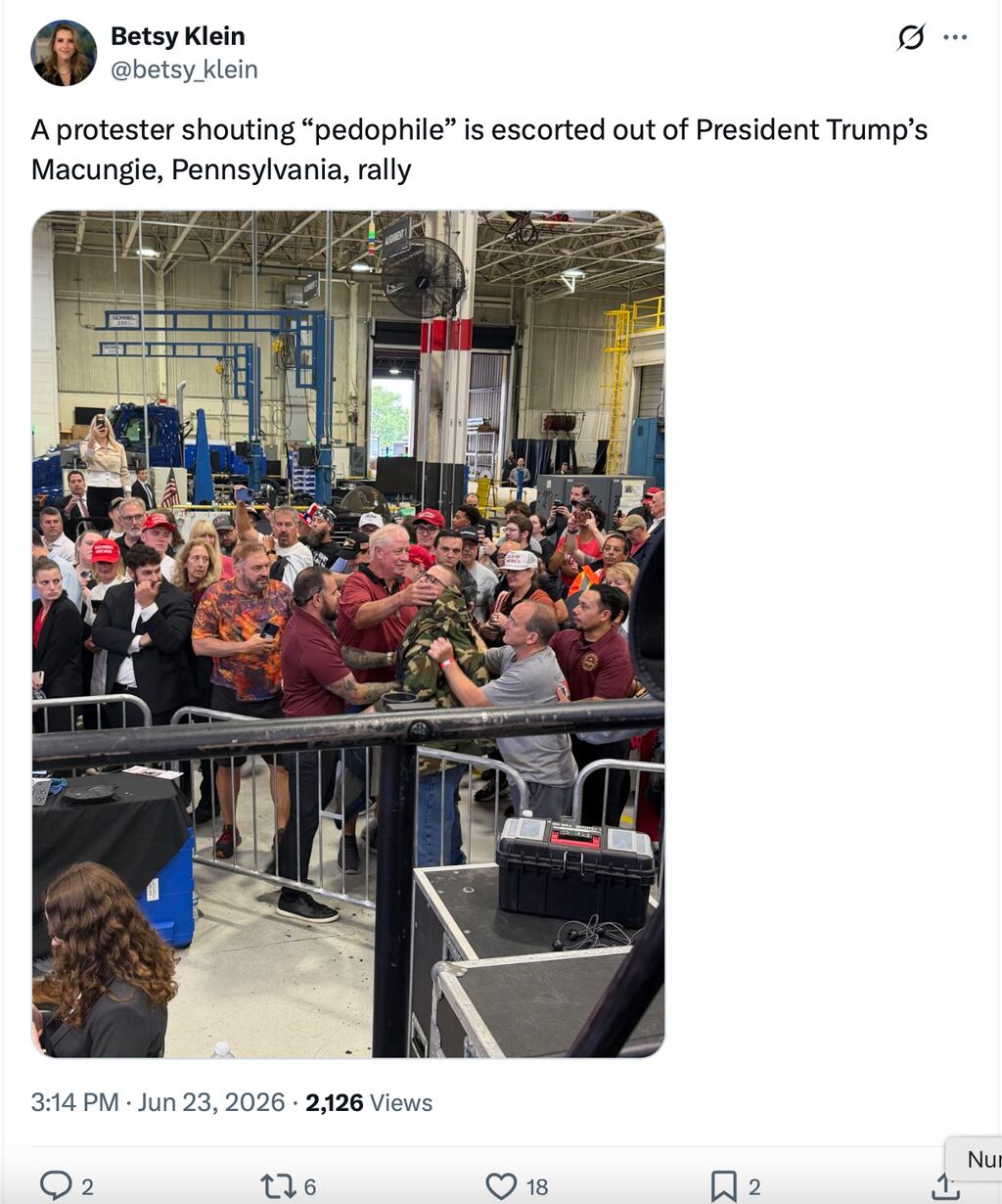 Donald Trump Humiliated After Speech Interrupted by Protester