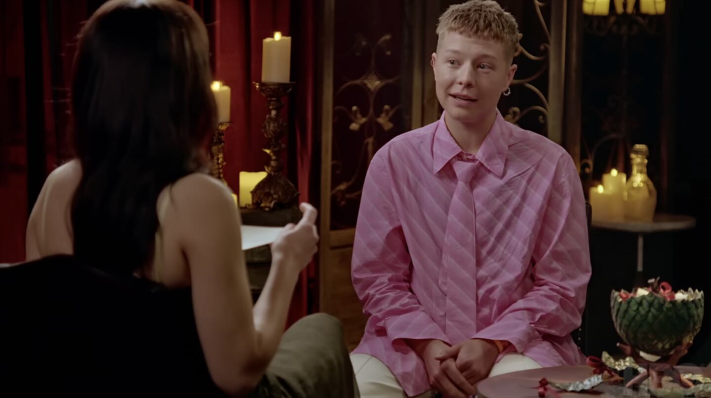 In Angela Lansbury’s Death, Mrs. Potts Is One of the Greatest Gifts She ...