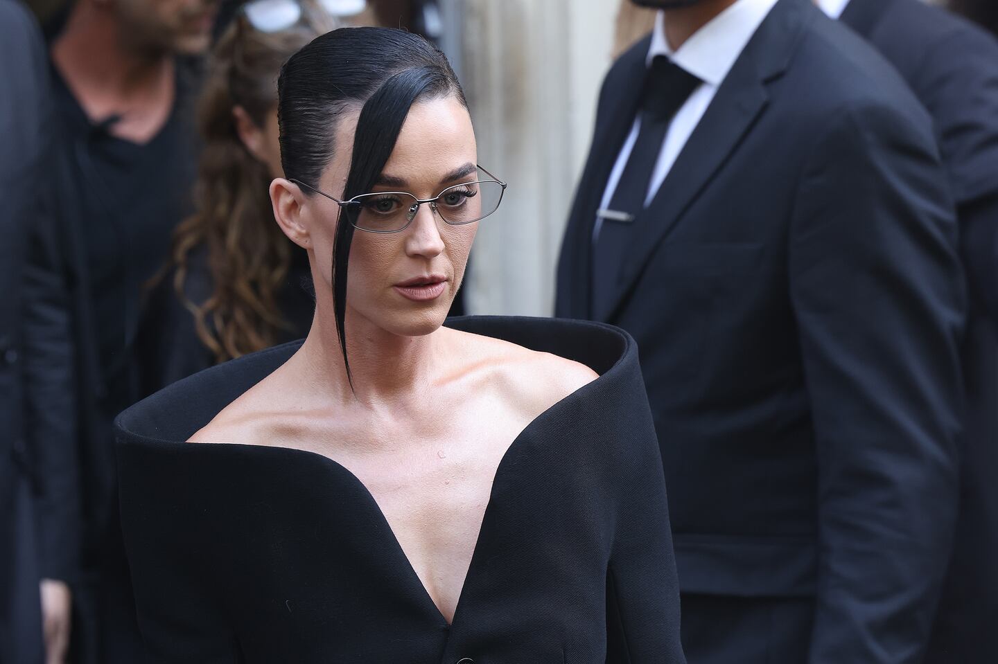 Katy Perry’s Legal War With the 1-800-Flowers Founder Escalates