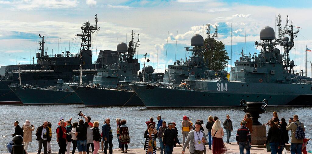 Ukraine Drone Strikes Hit St. Petersburg as Putin’s Economic Forum Opens