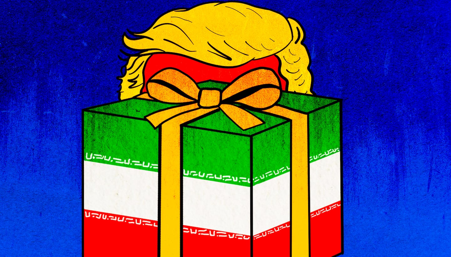 MAGA Goons Bewildered at Trump’s Mystery Gift Reveal