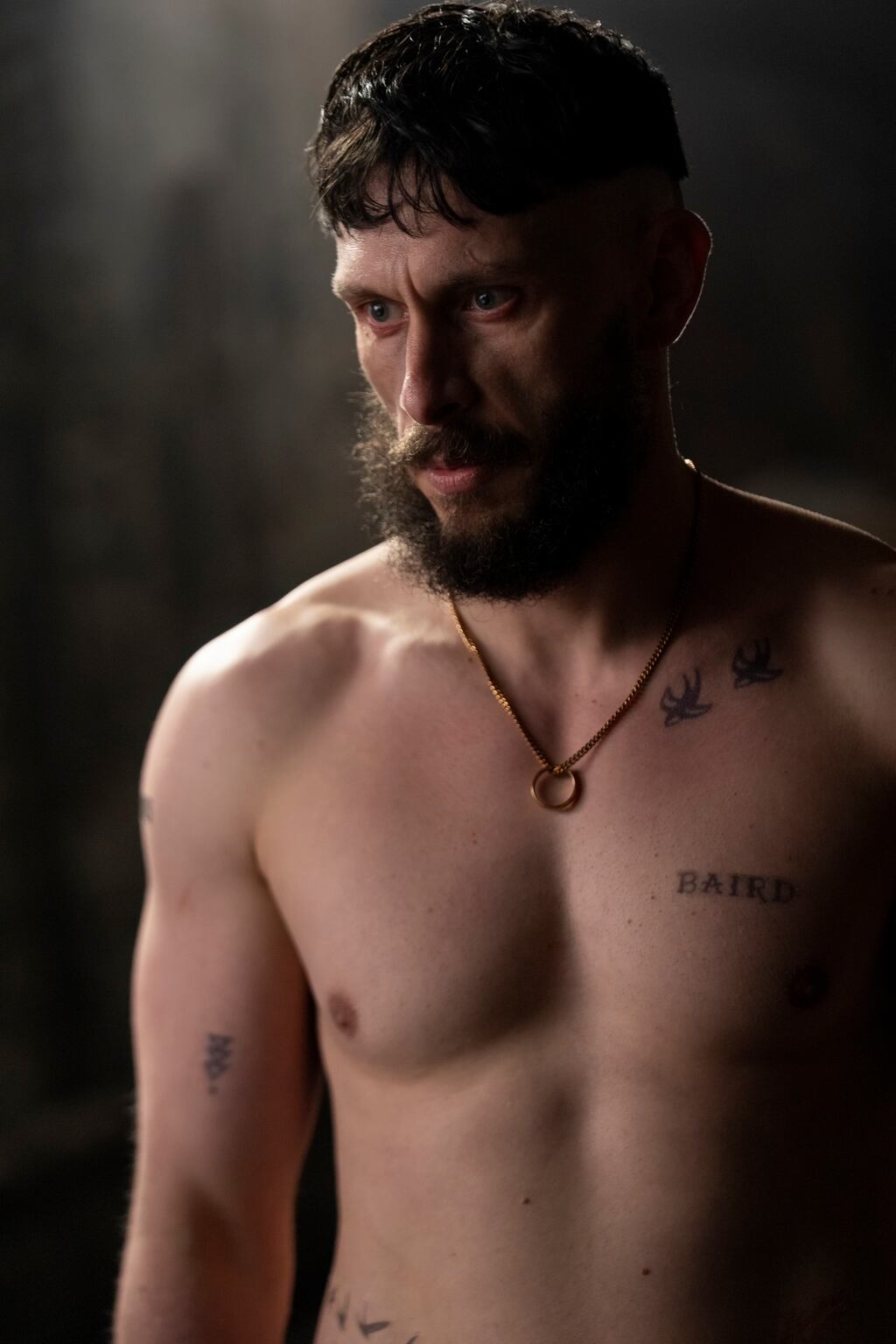 Ripped ‘Baby Reindeer’ Creator Richard Gadd Unrecognizable in New Show
