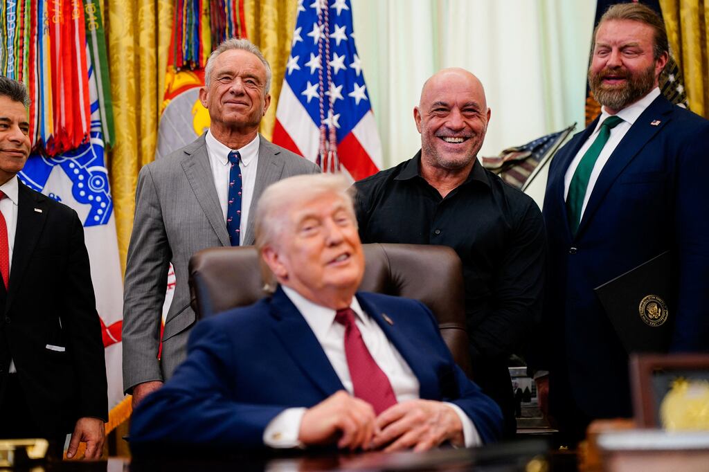 Donald Trump Holds Mind-Bending Meeting in Oval Office With Joe Rogan