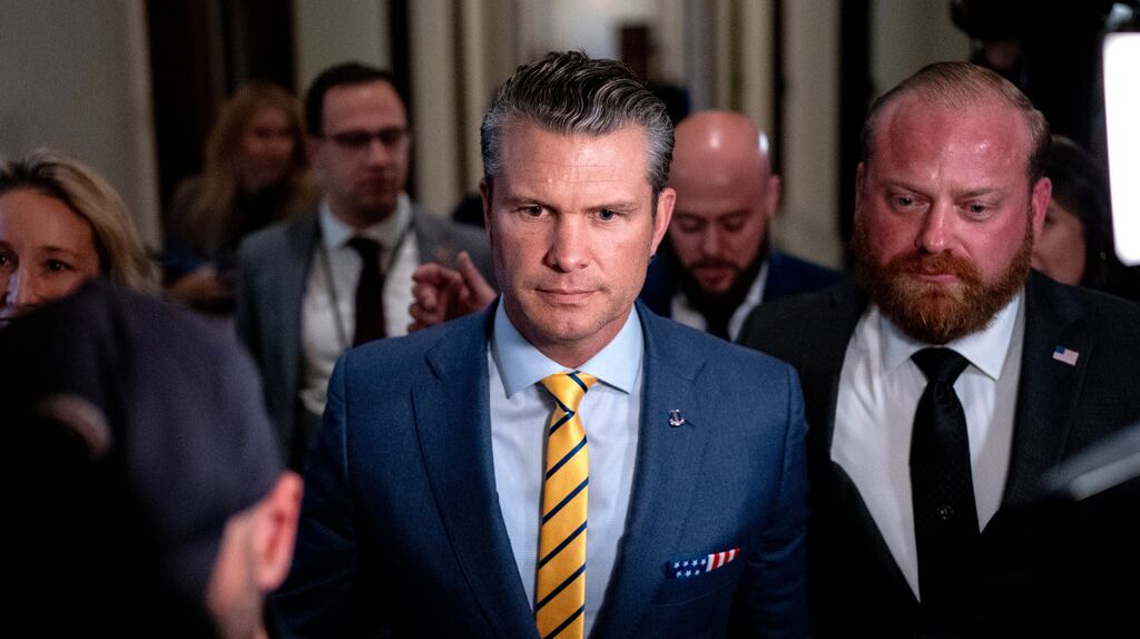 ‘Unfit’ Drunk Hegseth Got Lap Dances in Uniform: Ex-Relative