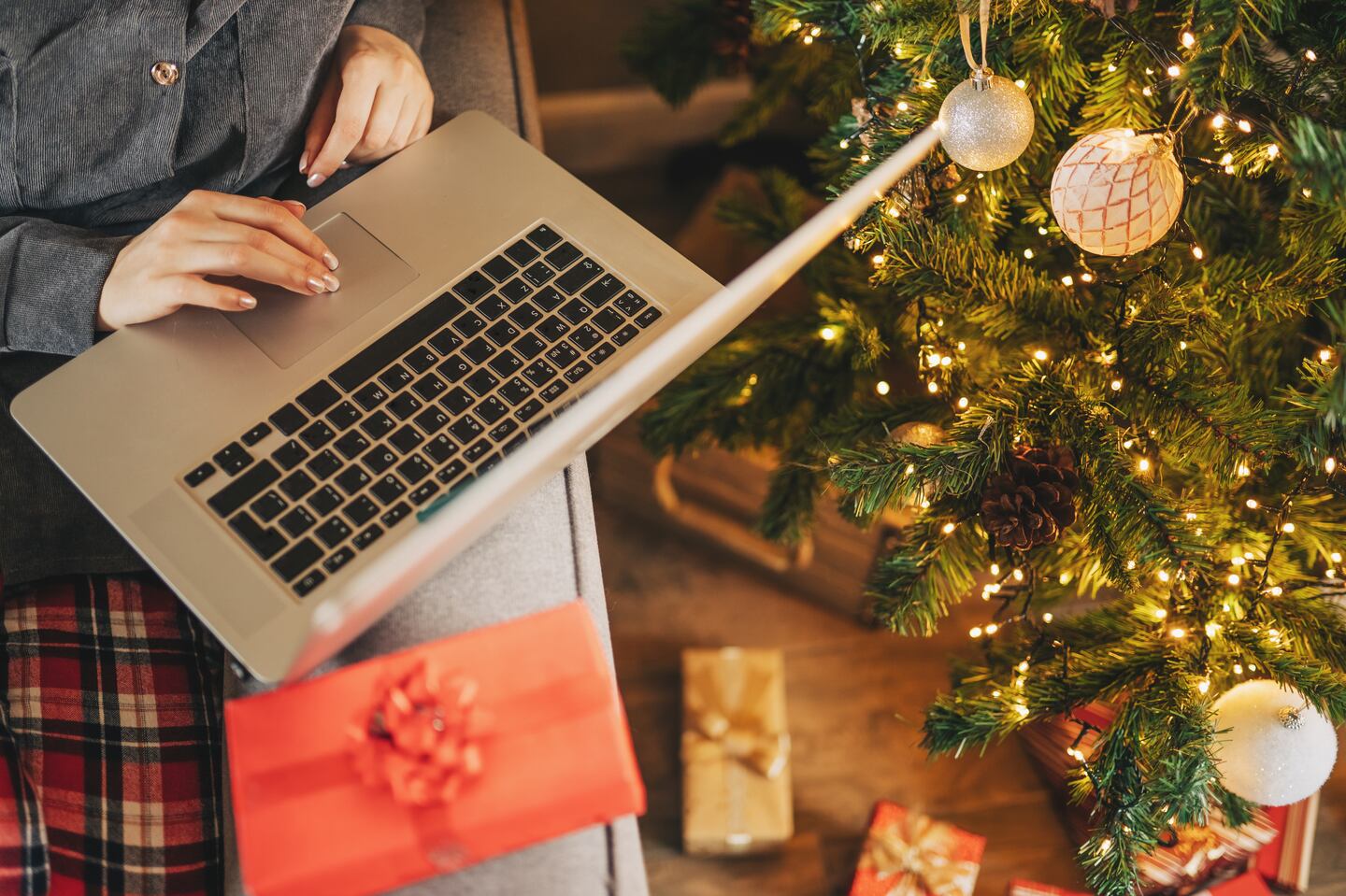 How AI Chatbots Are Replacing Santa Claus This Christmas
