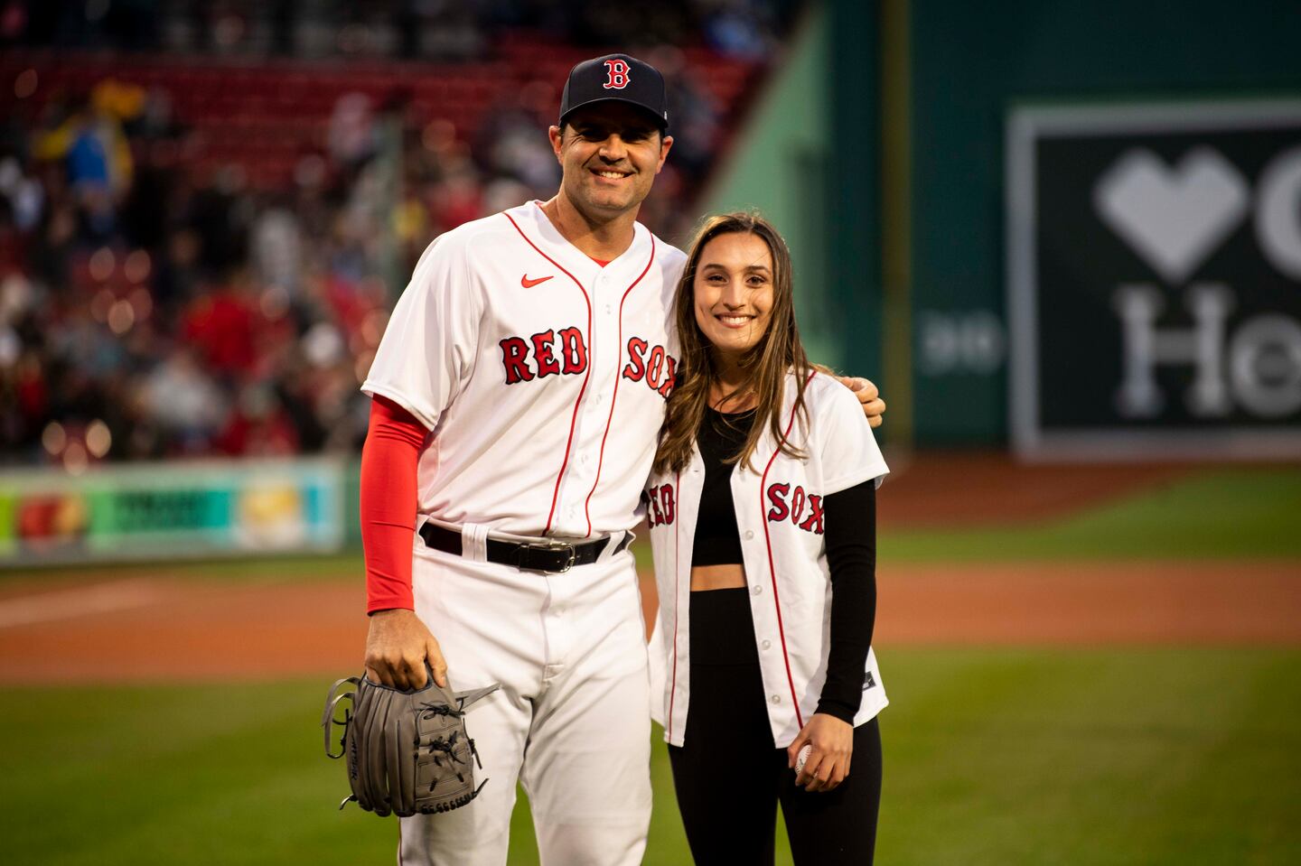 New York Plane Crash Victims Identified as NCAA Woman of the Year and ...