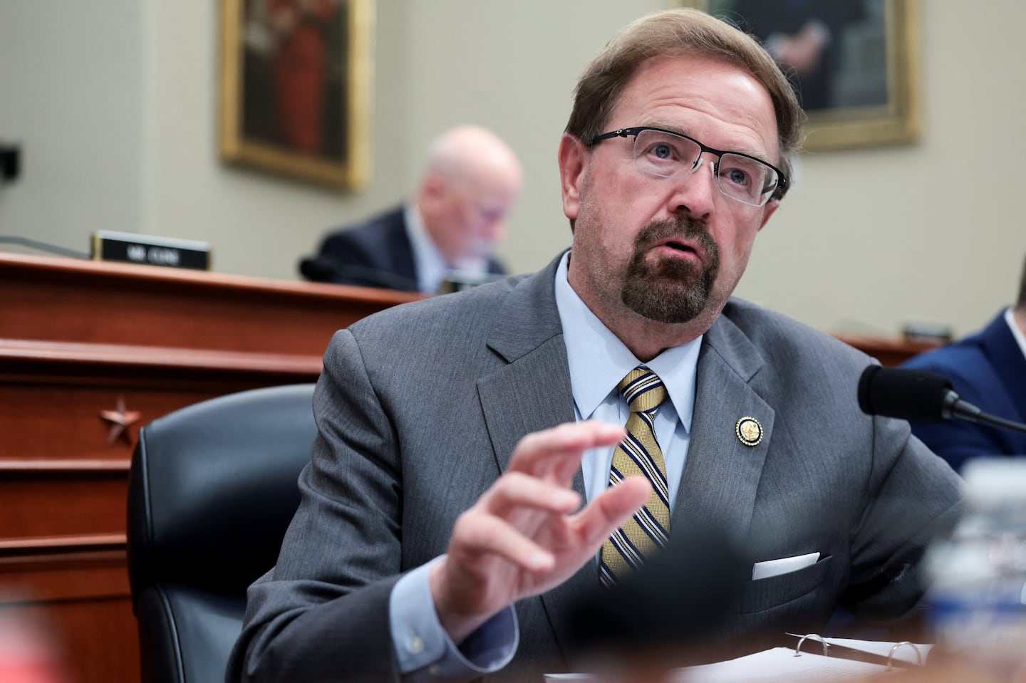 Congressman Confesses to Affair After Tabloid Blows Cover