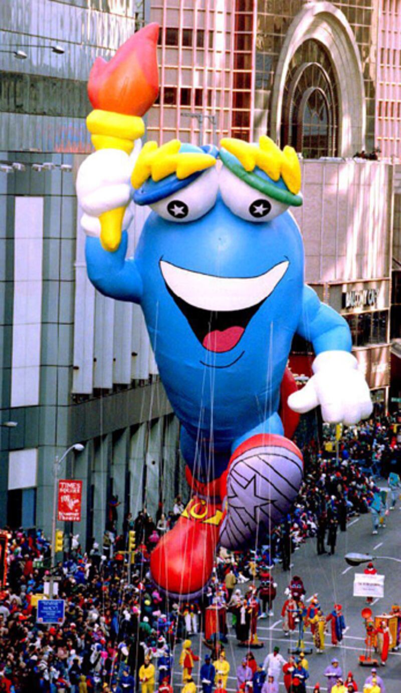 Thanksgiving Parade Groundbreaking Balloons: Tim Burton & More (Photos)