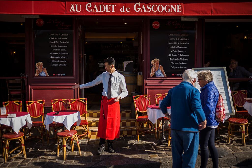 The Other Side of a Paris Restaurant Is Hell