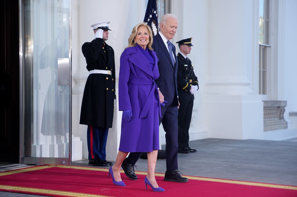 Biden Uses Cover of Trump Inauguration to Pardon His Family in Final ...